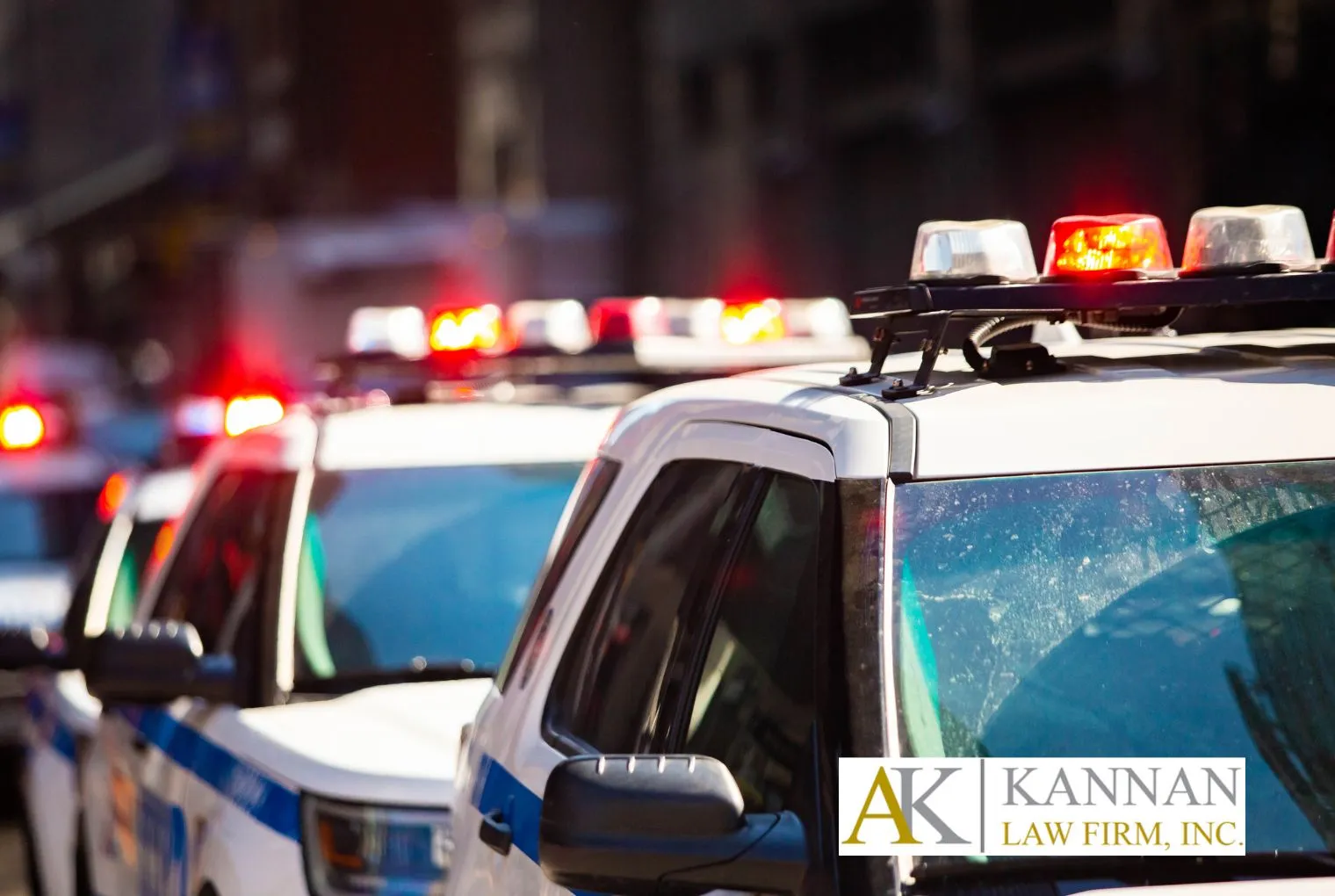 Entendiendo sus derechos durante una redada de ICE - Kannan Law Firm